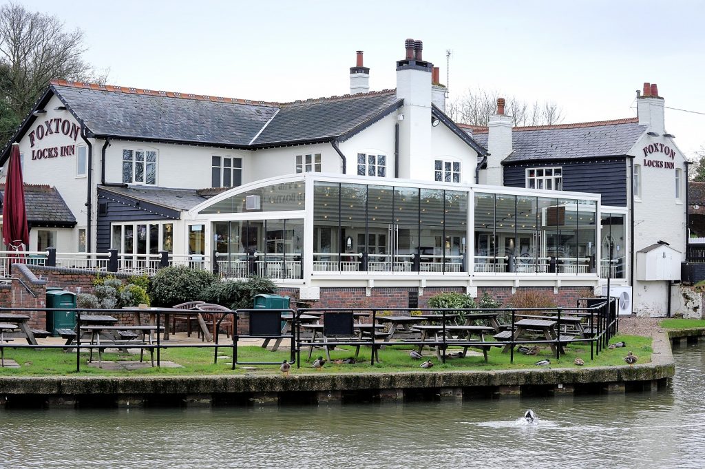 Outdoor Patio Coverings | Foxton Locks Inn - Loca Shading