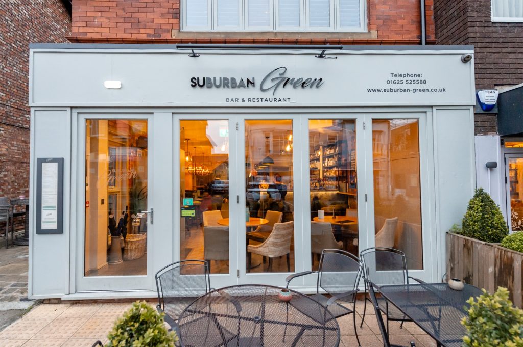 Modern Pergolas UK | Suburban Green Wilmslow